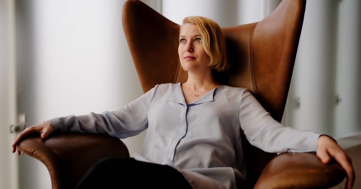 Bokdebutant: Marte Mesna - Leffes Lab